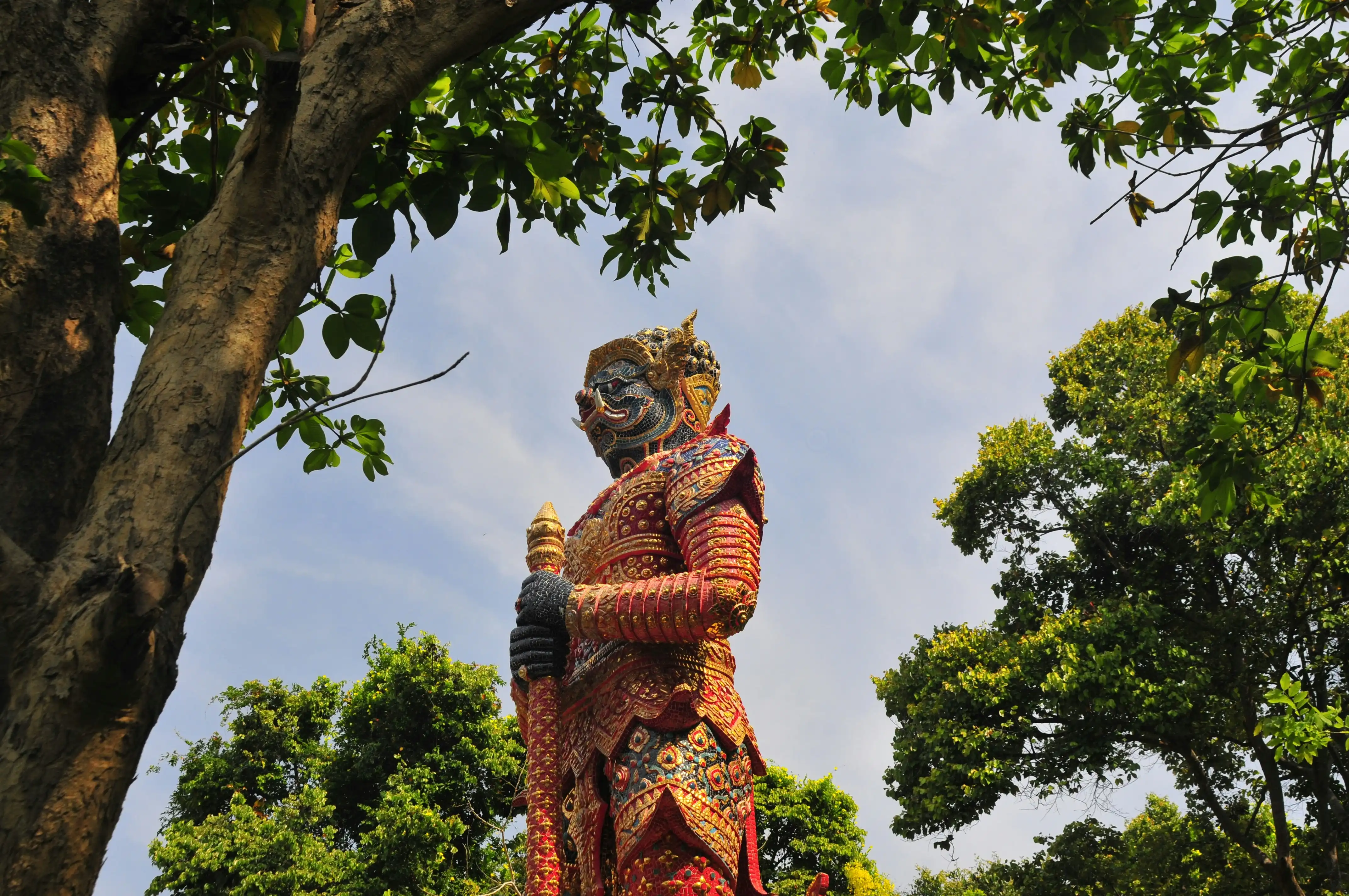 Thailand Temple Guide: 5 Stunning Temples for a Cultural Escape